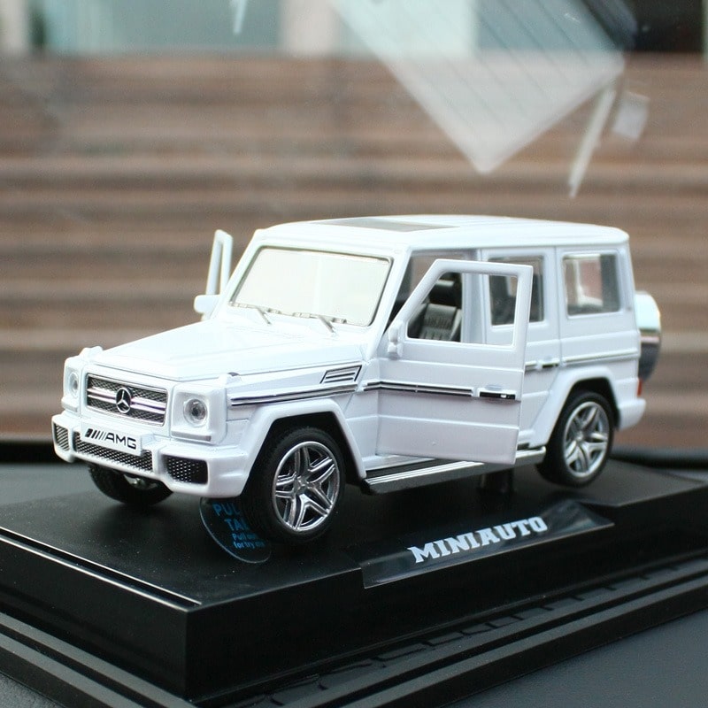 Mô hình xe oto Mercedes Benz G65 kết hợp nước hoa trang trí xe hơi Công ...